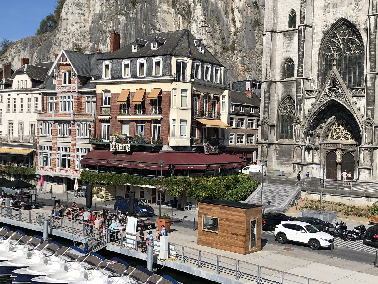 Café Leffe, brasserie à Dinant - Trouve Ton Resto