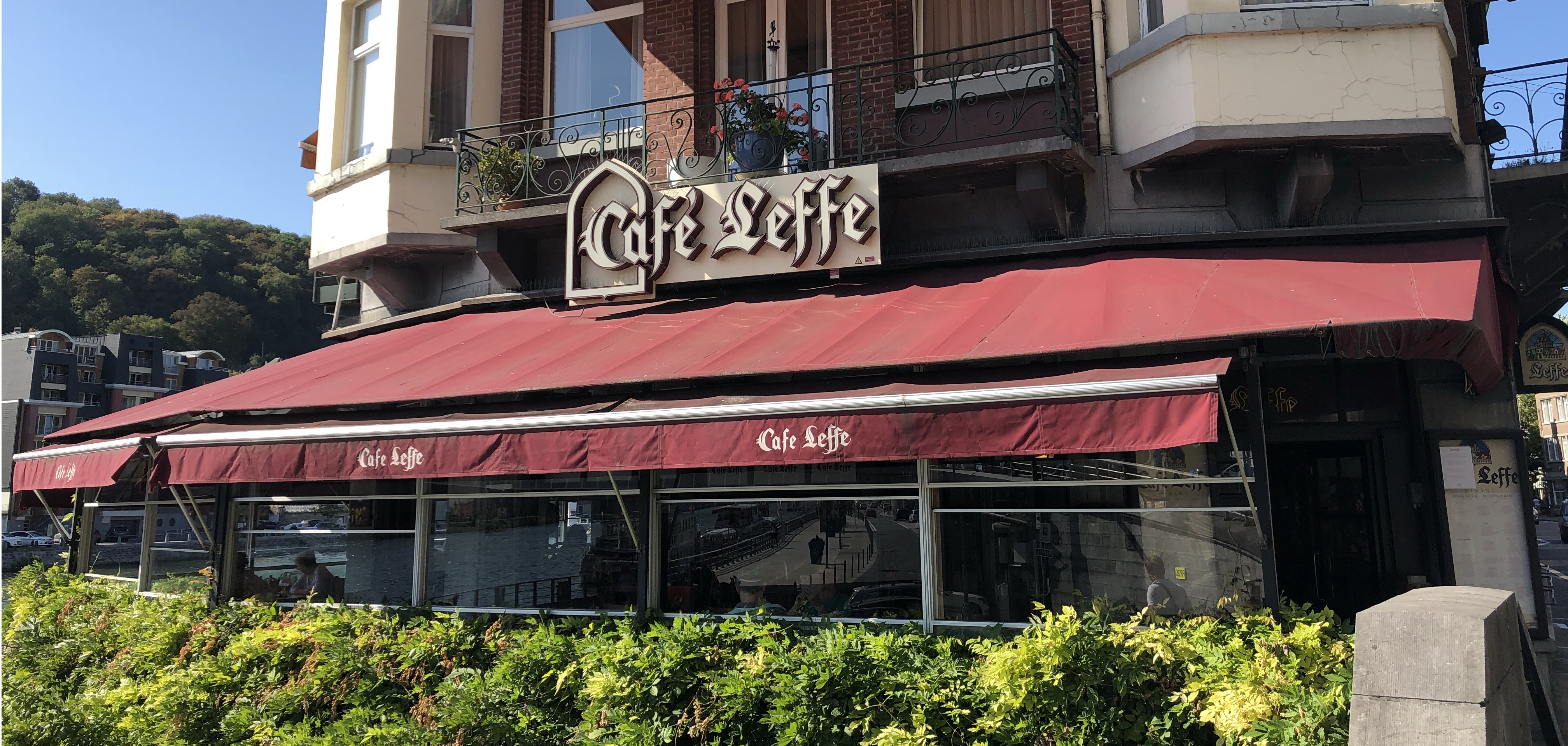 Café Leffe, brasserie à Dinant - Trouve Ton Resto